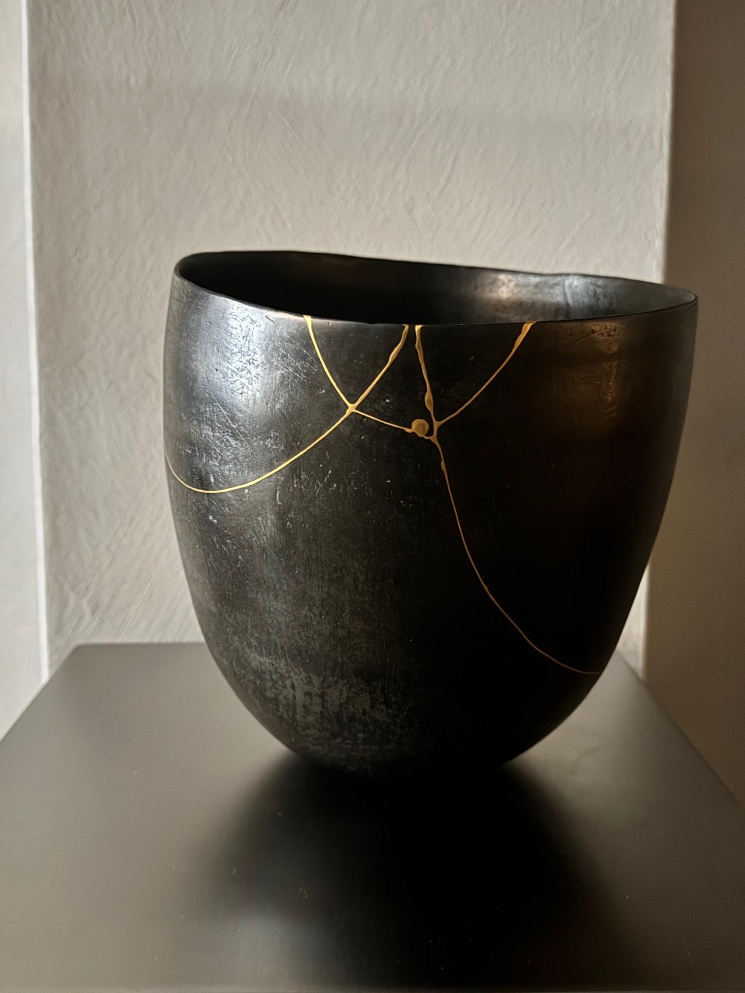 Medium Vessel by Koichi Onozawa - Rembaum-Hanau